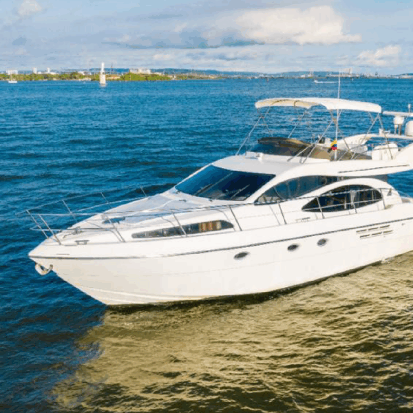 Alquiler de Botes, Yates y Catamaranes en Cartagena - GR TOURS Cartagena